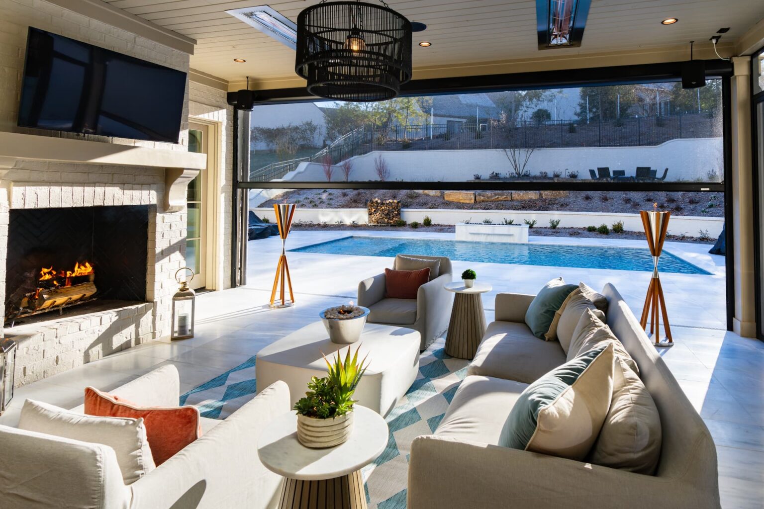 Patio Enclosures & Sun Rooms | Diversified Enclosures & Screen